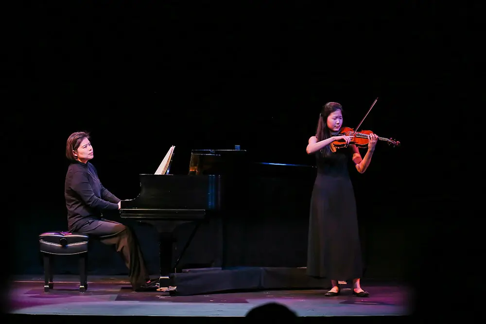 Performances – McLean Center